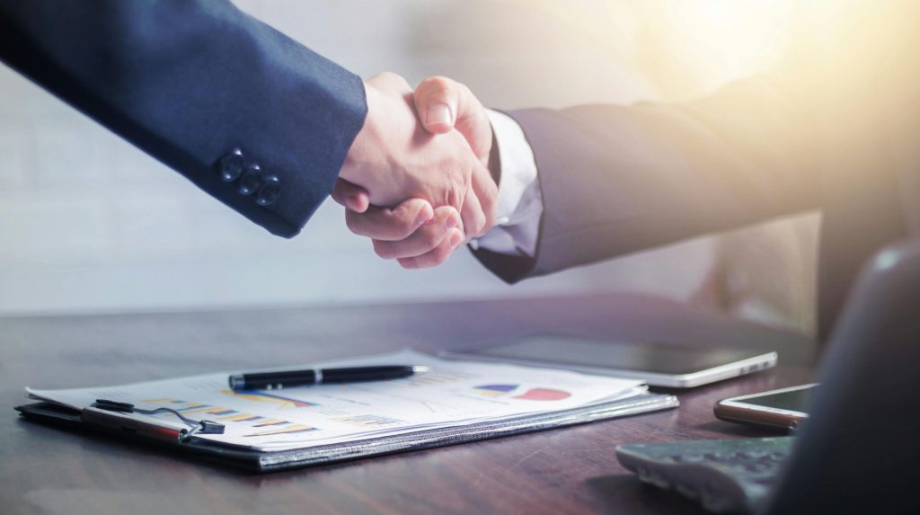 Types and examples of international contracts - RRYP Global